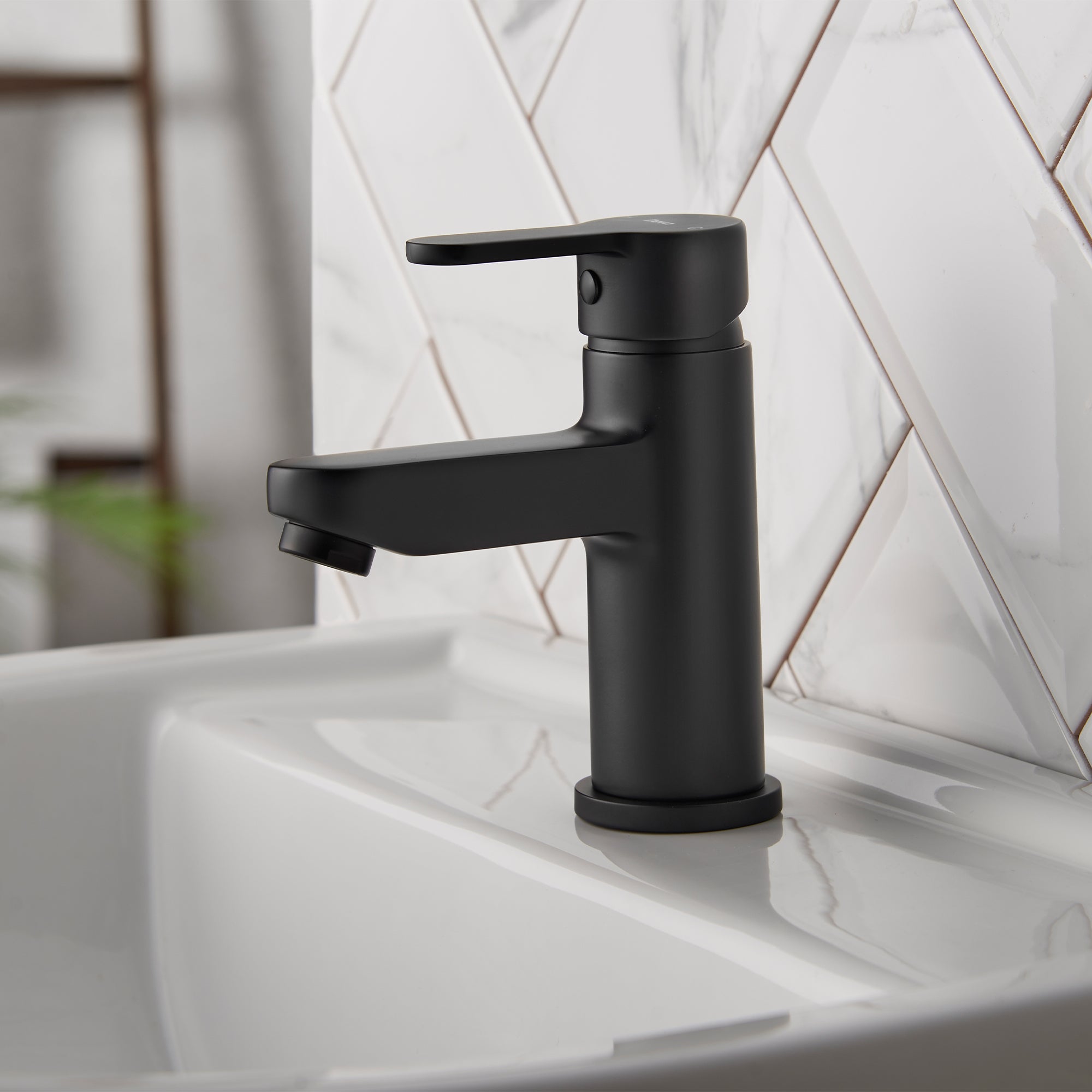 Ethos Mono Basin Mixer – Deva By Methven